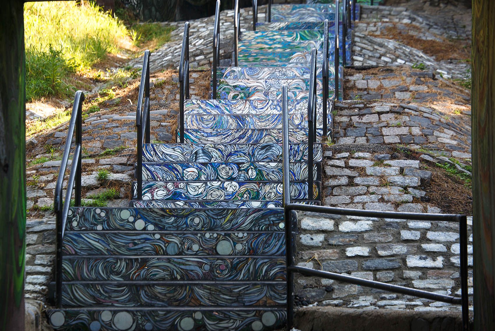 Temple Alumni Paint the Town… Literally